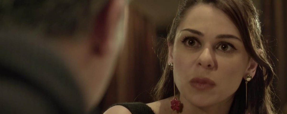 شاهد Blind Intersections مجانًا | STARZ ON