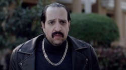 شاهد Al Sofara مجانًا | STARZPLAY