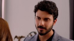 شاهد Heartstrings مجانًا | STARZPLAY