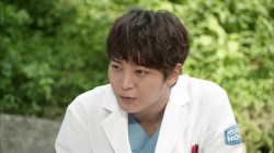 Watch The Good Doctor season 1 For Free | STARZPLAY