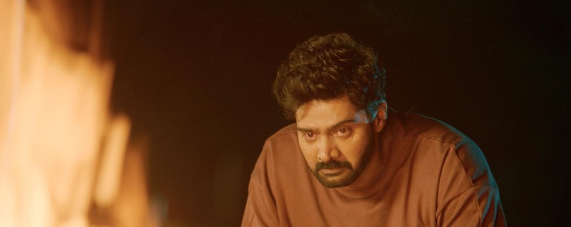 Watch Parampara Online | STARZPLAY